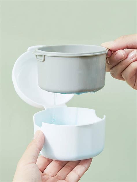 Orthodontic Retainer Storage Box Soaking And Cleaning Container