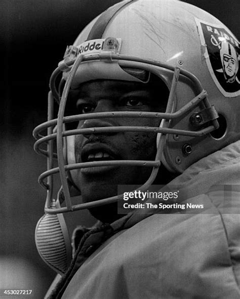 58 Raiders Greg Townsend Photos And High Res Pictures Getty Images
