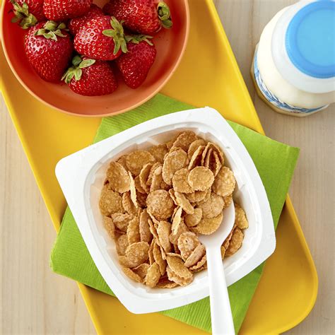 Frosted Corn Flakes™ Cereal Single Serve Bowlpak 1 Oz