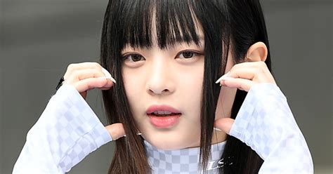 하니 ‘귀여운 하트 Mk포토