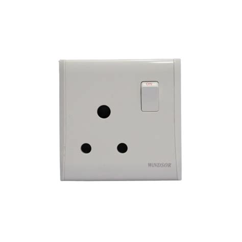 Windsor Pioneer White 15a 1 Gang Switched Socket P429f Vn20327982