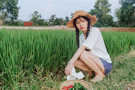 Art Picture Language 20210628 작은 숲 여름과 가을 꽃 화환 V2ph