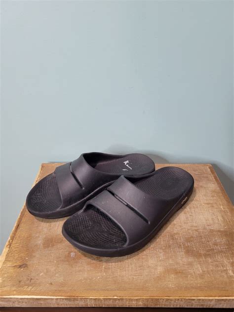 Oofos Recovery Black Foam Rubber Slides Unisex Mens Gem