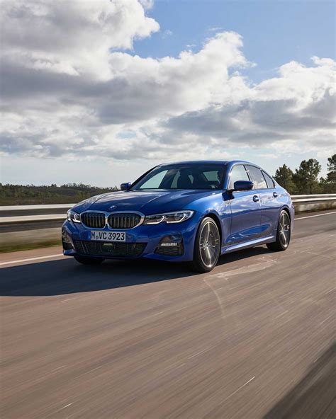 The All New Bmw 330i Model M Sport Portimao Blue Metallic Rim 19