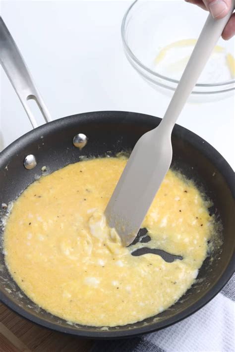 Basic Scrambled Egg Recipe One Hot Oven®