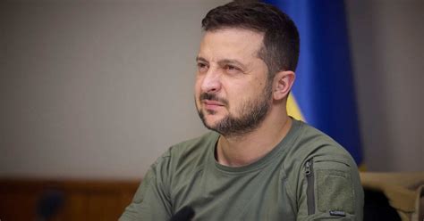 Зеленский едет во Францию Minval Politika