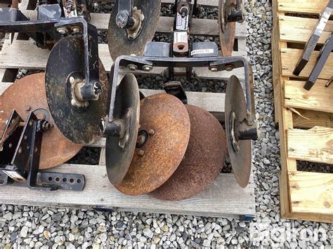 Dmi Spring Seal Closing Disks Agriculture Bigiron