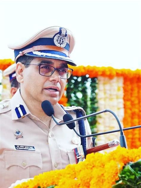 Surprising Facts About Film Actor Ips Manoj Sharma Sagar Guru