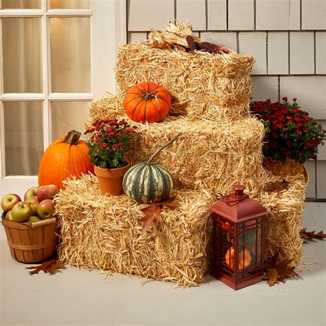 Hay Bales For Chic Fall Decor