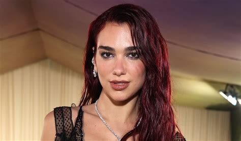 Dua Lipa In Workout Gear Posts Special Gym Selfie