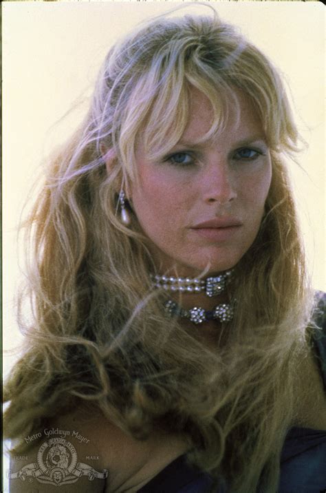 Kim Basinger Bond Girl