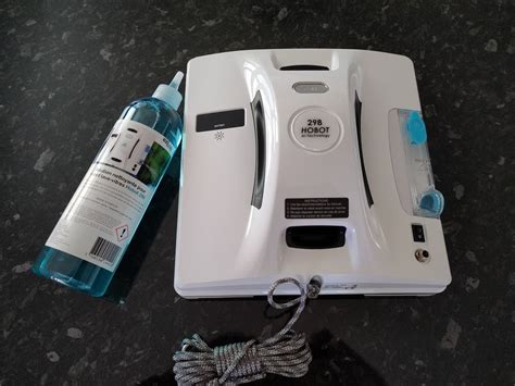 Robot Lave Vitres Eziclean Hobot 298 Il Vous Simplifie La Vie