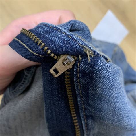 이거 바지 불량이야 아님 뜯어도 되는 건가 인스티즈 Instiz 일상 카테고리