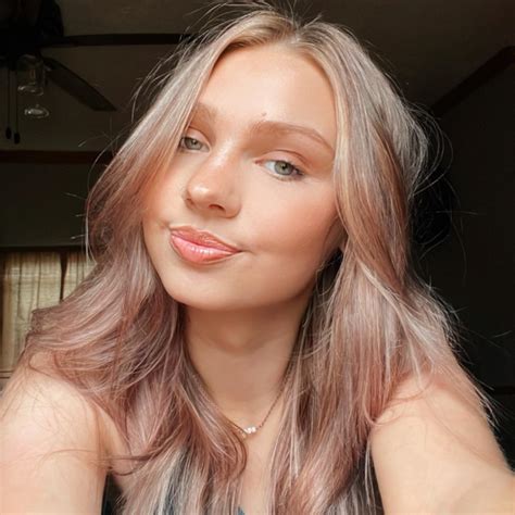 Kealey 🪞💌s Postlemon8