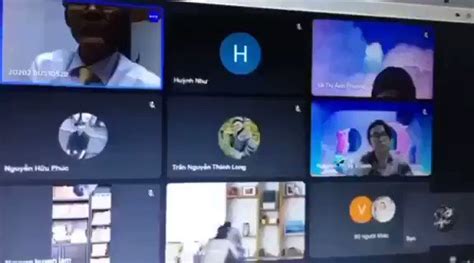 Phamock on Twitter Học online quên tắt cam buscu trong lớp https t co NfHU HImZS Twitter