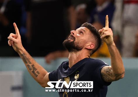 카타르 Wc ‘52호골 지루 ‘킹 앙리 넘어 프랑스 단독 득점 1위 등극