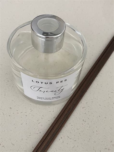 Serenity Diffuser Lotus Pēs