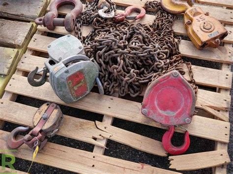 Pallet Of Chain Hoists Clevis Block And Hook Roller Auctions