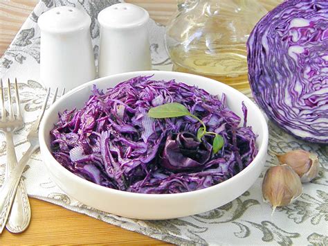 Салат из фиолетовой капусты