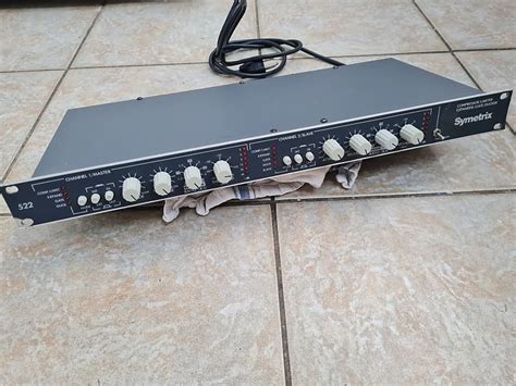 Symetrix 522 1980 Grey With Silver Power Switch Reverb Symetrix 522 1980 Grey With Silver Power Switch Reverb