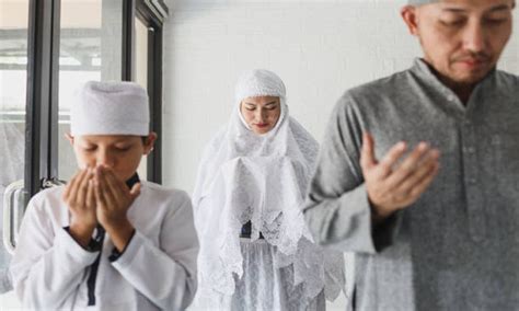 Qibla Compass Watch How To Find The Qiblah Direction