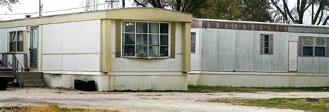 Old Single Wide Mobile Homes Should You Buy An Older Mobile Home And