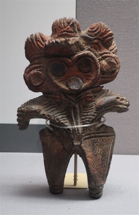 土偶ファイル No 0399 みみずく土偶 どぐうぐる。