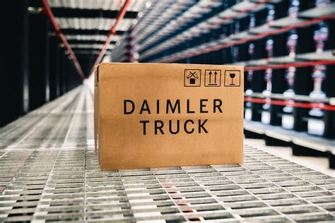 Daimler Truck Global Parts Center In Halberstadt Herzstück Im Harz Feierlich Eröffnet Daimler