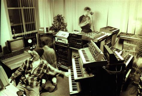 Dwayne Goettel Equipboard