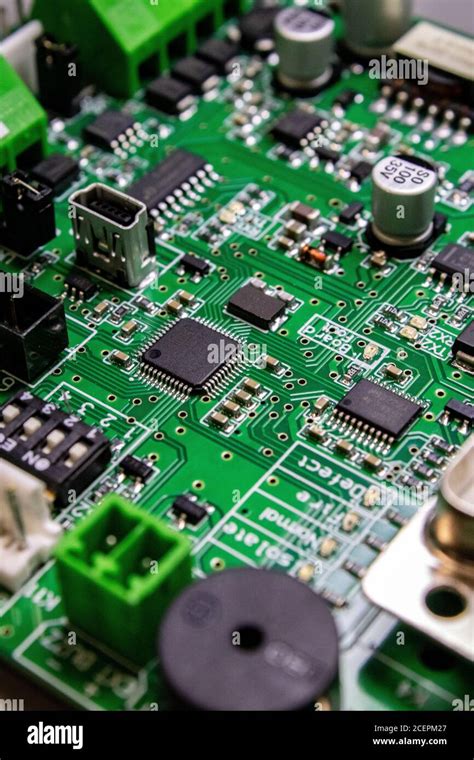 Microcontroller Chip Hi Res Stock Photography And Images Alamy