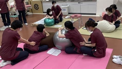 産痛緩和ケア講義の紹介助産師過程 ｜ 京都光華大学 看護福祉リハビリテーション学部 看護学科