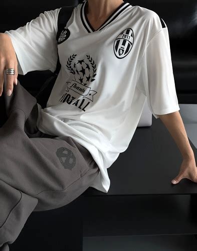 에이듀 여름 신상 유니섹스 Y2k 레트로 빈티지 축구복 유니폼 스포티 풋볼 레터링 반팔 하이틴 Mz 축구 오버핏 루즈핏 빅 사이즈 트렌디한 핫한 여자 옷 쇼핑몰 위시버킷