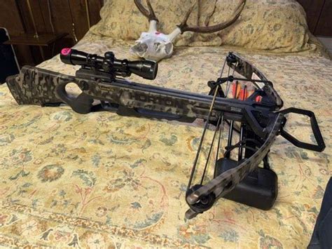 Horton Legend Sl Crossbow • Basement Duck Soup Auctions