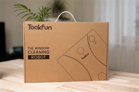 Apžvalga - langų valymo robotas TOOKFUN W1 — Niuxtech