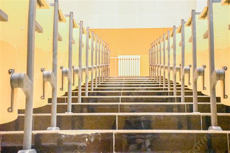 Warm And Bright Classroom In Spring Afternoon Background Classroom