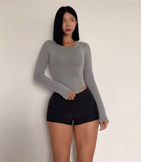 같이 자주 나오더니 줄리엔 강 110만 유명유튜버 여자친구 정체 공개되자 모두 응원했다