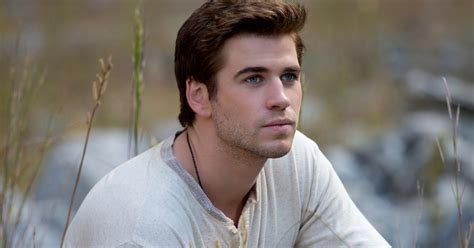 Liam Hemsworth As Geralt In The Witcher Previewed In New Fan Art