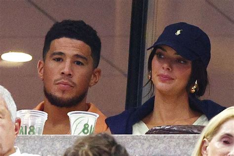 8 Foto Kendall Jenner dan Pemain NBA, Mesra Lagi Setelah Kabar Putus Cinta