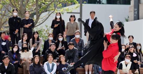 포토 서울 도심에서 벌어진 무용의 향연