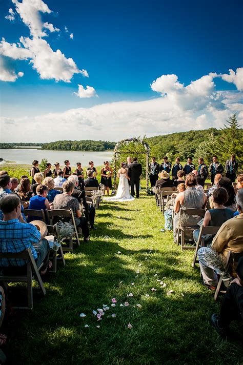 Gale Woods Farm Wedding In Minnesota