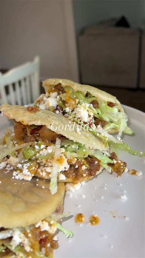 Delicious Gorditas De Picadillo Recipe