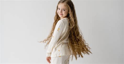 Бесплатные стоковые фото на тему беззаботный безмятежный белый фон