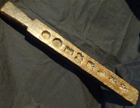 Proantic 19th Century Monoxyle Mold But What Mold