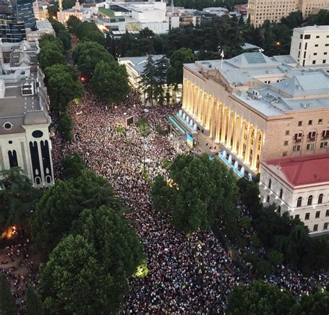 “არა რუსულ კანონს” თავისუფლების მოედანზე აქცია 18 30 საათზე დაანონსდა Metronome Ge