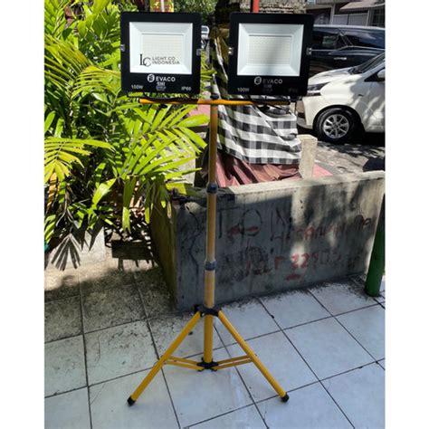 Jual Tripod Lampu Sorot Led Tiang Lampu Detailing Stand Lampu Tripod Only Kota Denpasar