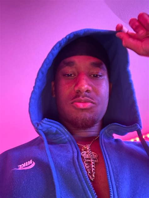 Vandyke Robinson Medium