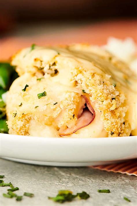 Chicken Cordon Bleu With Ham And Swiss Cheese 20 Minute Prep