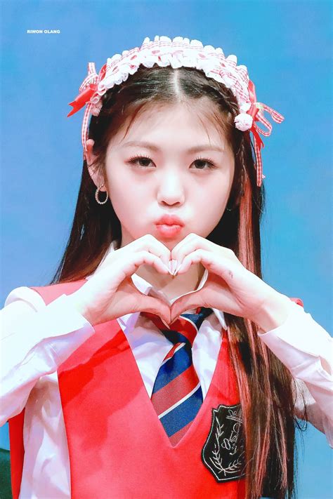 220514 Classys Riwon At Fansign Event Kpopping