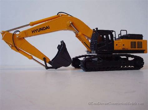 Hyundai 800lc 7a