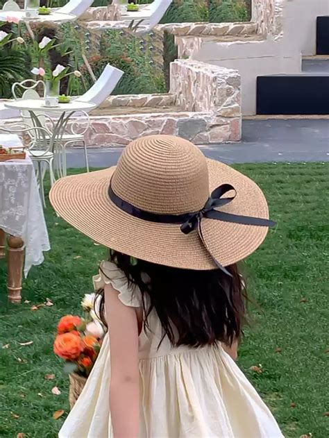 کلاه حصیری بچگانه دخترانه بهاری؛ انتخابی جذاب برای دختران کوچک